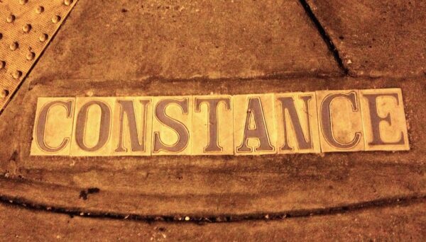 La constance est à la base de toutes les réussites - Français Authentique