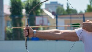 Avoir plusieurs cordes à son arc - Français Authentique